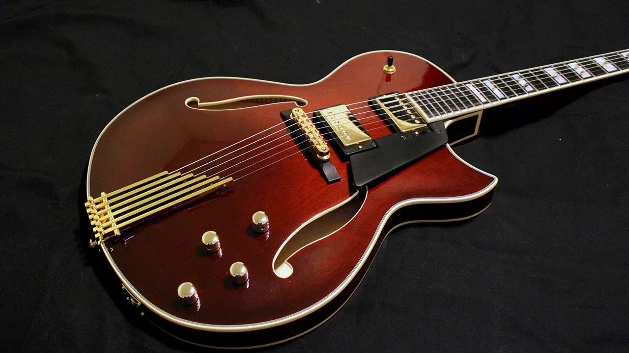 Double Pickup Port Wine Entrada • RobertConti.com